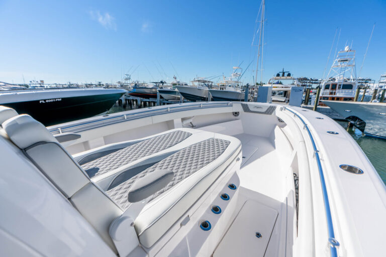 39 Foot Center Console | Open Fisherman | Invincible Boats