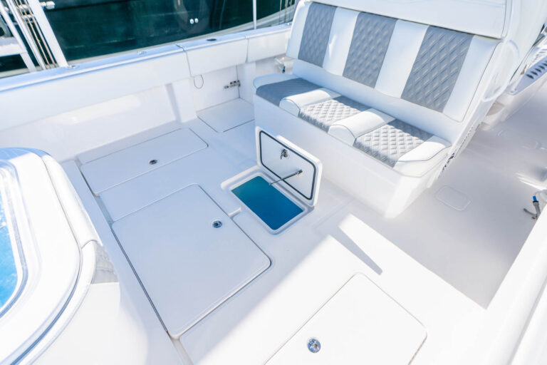 39 Foot Center Console | Open Fisherman | Invincible Boats