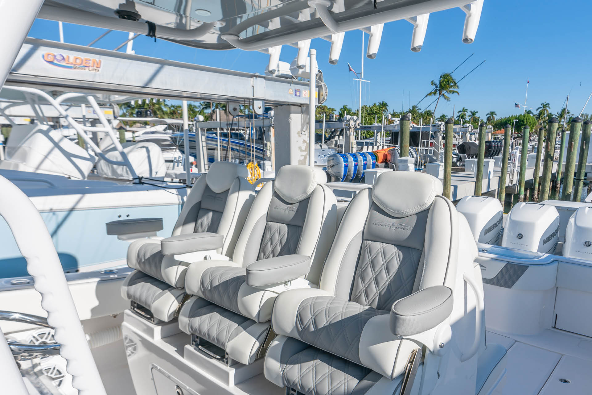 39 Foot Center Console | Open Fisherman | Invincible Boats