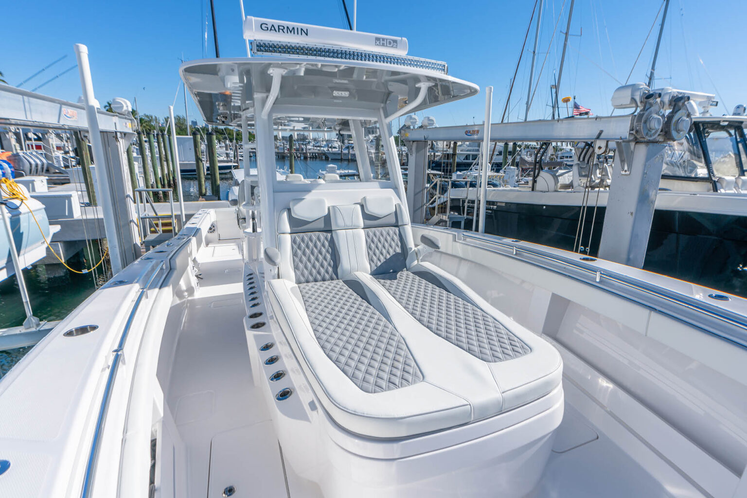 39 Foot Center Console | Open Fisherman | Invincible Boats