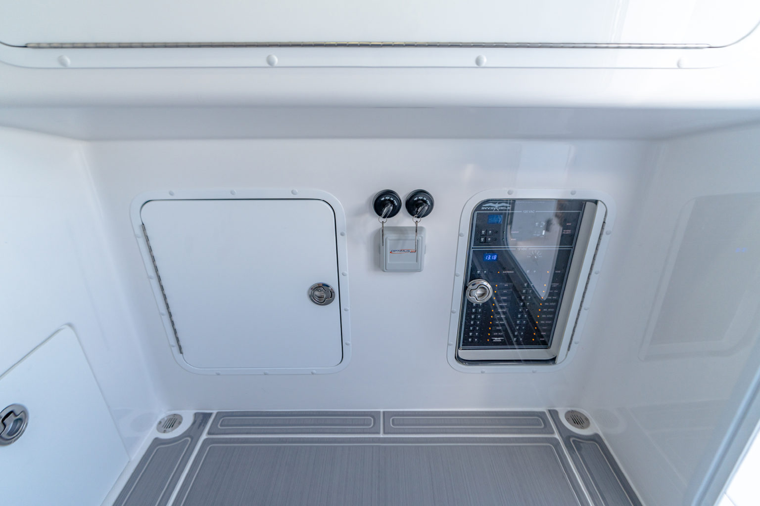 Invincible Boats33' Catamaran | Offshore Fishing Boat | Invincible Boats