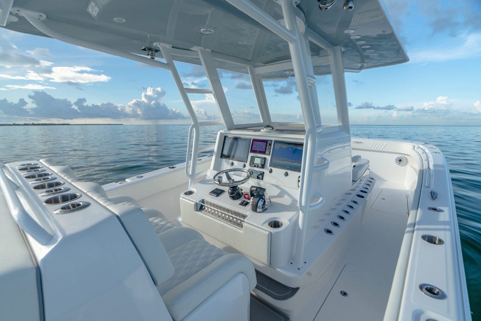 Invincible Boats33' Catamaran | Offshore Fishing Boat | Invincible Boats