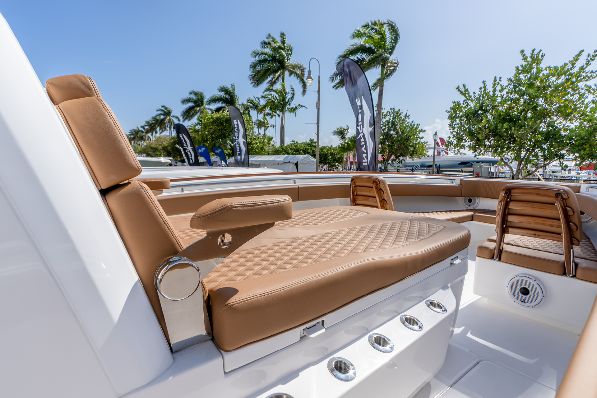 39 Foot Center Console | Open Fisherman | Invincible Boats