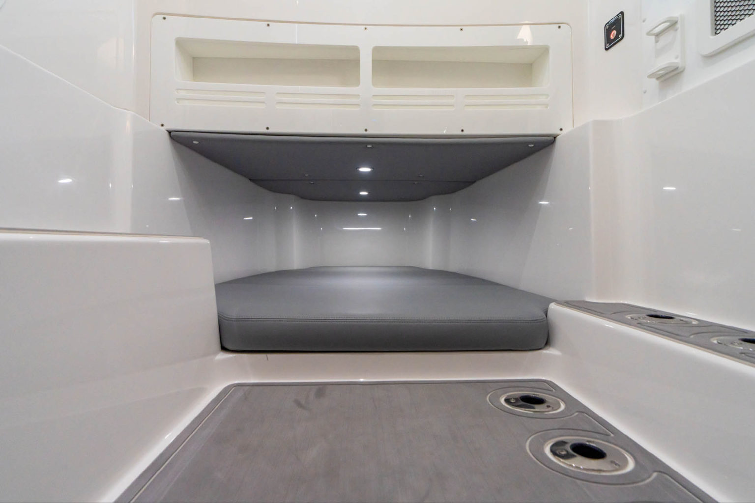 Invincible Boats43 Foot Center Console Offshore Fishing Boat by Invincible