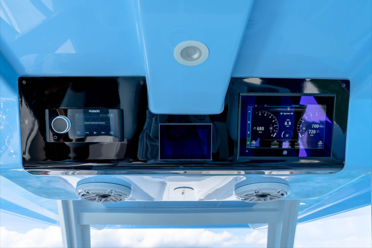 Invincible Boats43 Foot Center Console Offshore Fishing Boat by Invincible