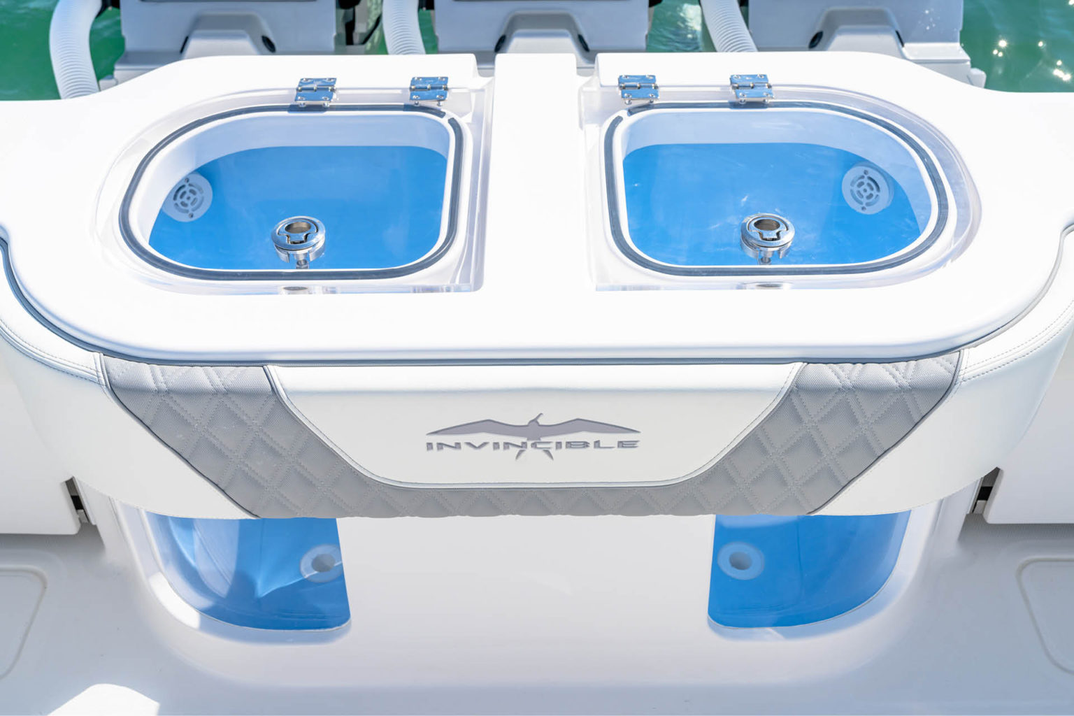 Invincible Boats43 Foot Center Console Offshore Fishing Boat by Invincible